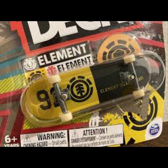 Tech Deck | Toys | Tech Deck Fingerboard Skateboard Throwback Series ...